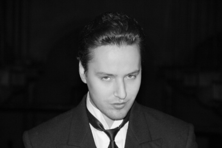 Vitas / Star Statements International - Celebrity Statement